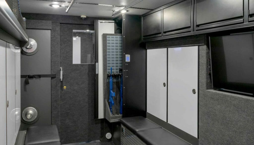 Mobile Command Vehicles - Summit Bodyworks