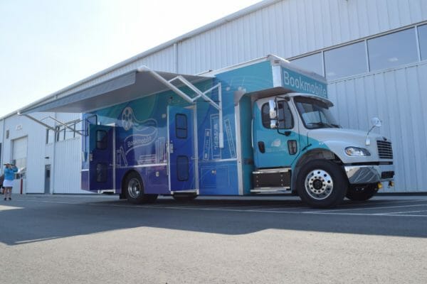 Bookmobiles - Summit Bodyworks
