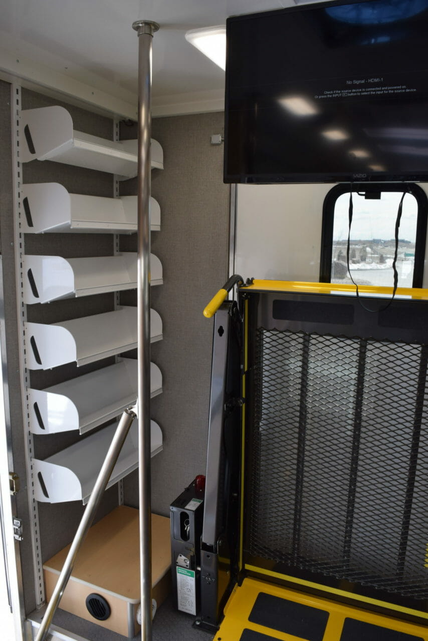 Fountaindale Public Library District Bookmobile - Summit Bodyworks