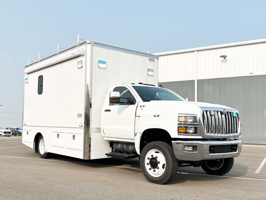 Mobile Command Vehicles - Summit Bodyworks