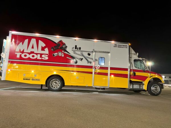 Custom Cornwell 28' Tool Truck | Summit Bodyworks